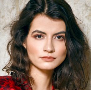 WOMAN PROFESSIONAL – INforma models